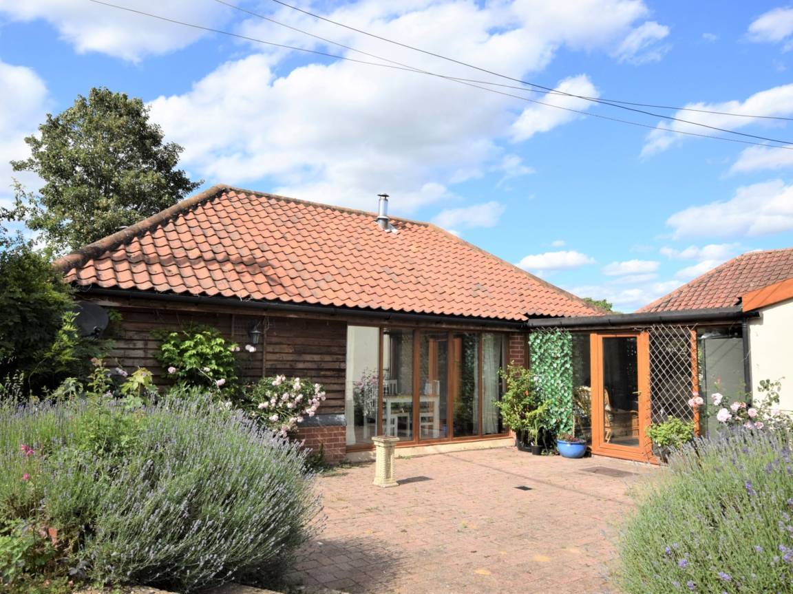 Cottage ∙ 2 Bedrooms ∙ 3 Guests - Suffolk