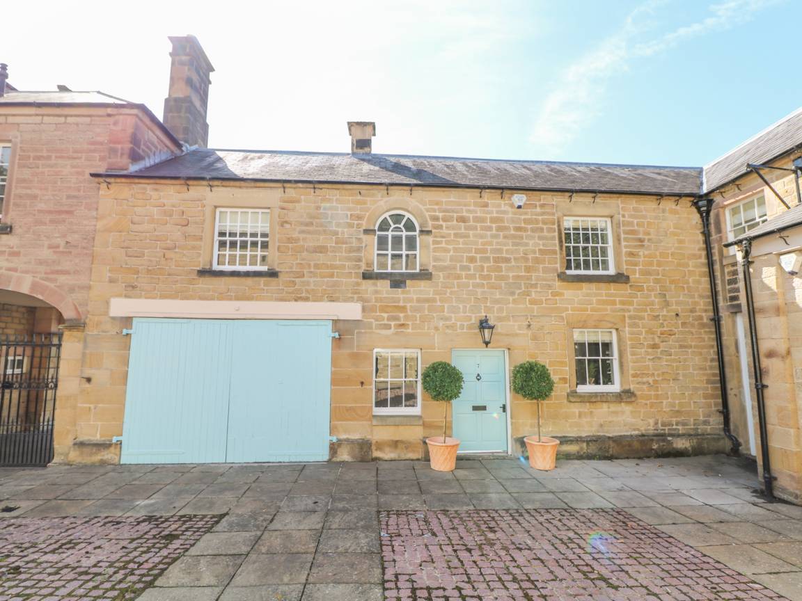 Cottage ∙ 4 Bedrooms ∙ 8 Guests - Great Longstone