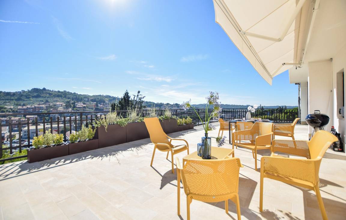 180 M² Apartment ∙ 3 Bedrooms ∙ 5 Guests - Perugia
