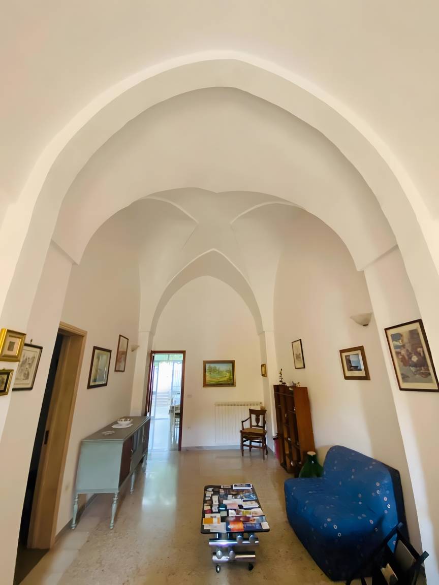 120 M² Huoneisto ∙ 2 Makuuhuonetta ∙ 3 Vierasta - Leverano