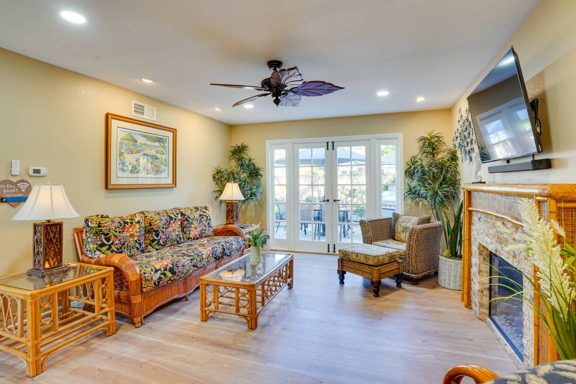 130 M² House ∙ 4 Bedrooms ∙ 10 Guests - Huntington Beach, CA