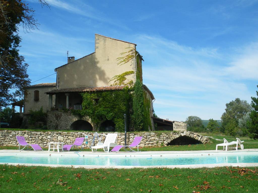 70 M² Gîte ∙ 1 Chambre ∙ 3 Personnes - Forcalquier