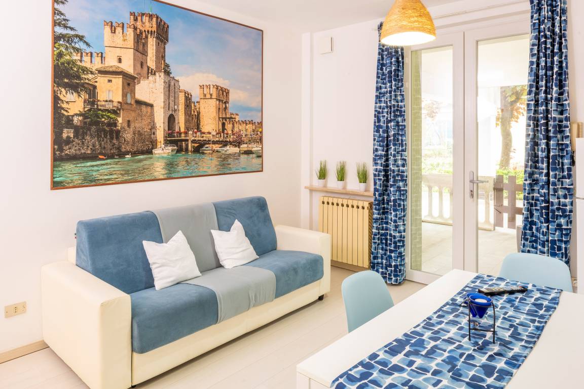 42 M² Ferienwohnung ∙ 1 Schlafzimmer ∙ 4 Gäste - Sirmione