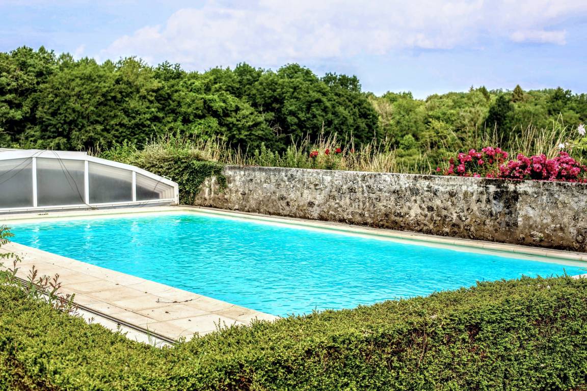 380 M² Gîte ∙ 7 Habitaciones ∙ 15 Huéspedes - Centre-Val de Loire