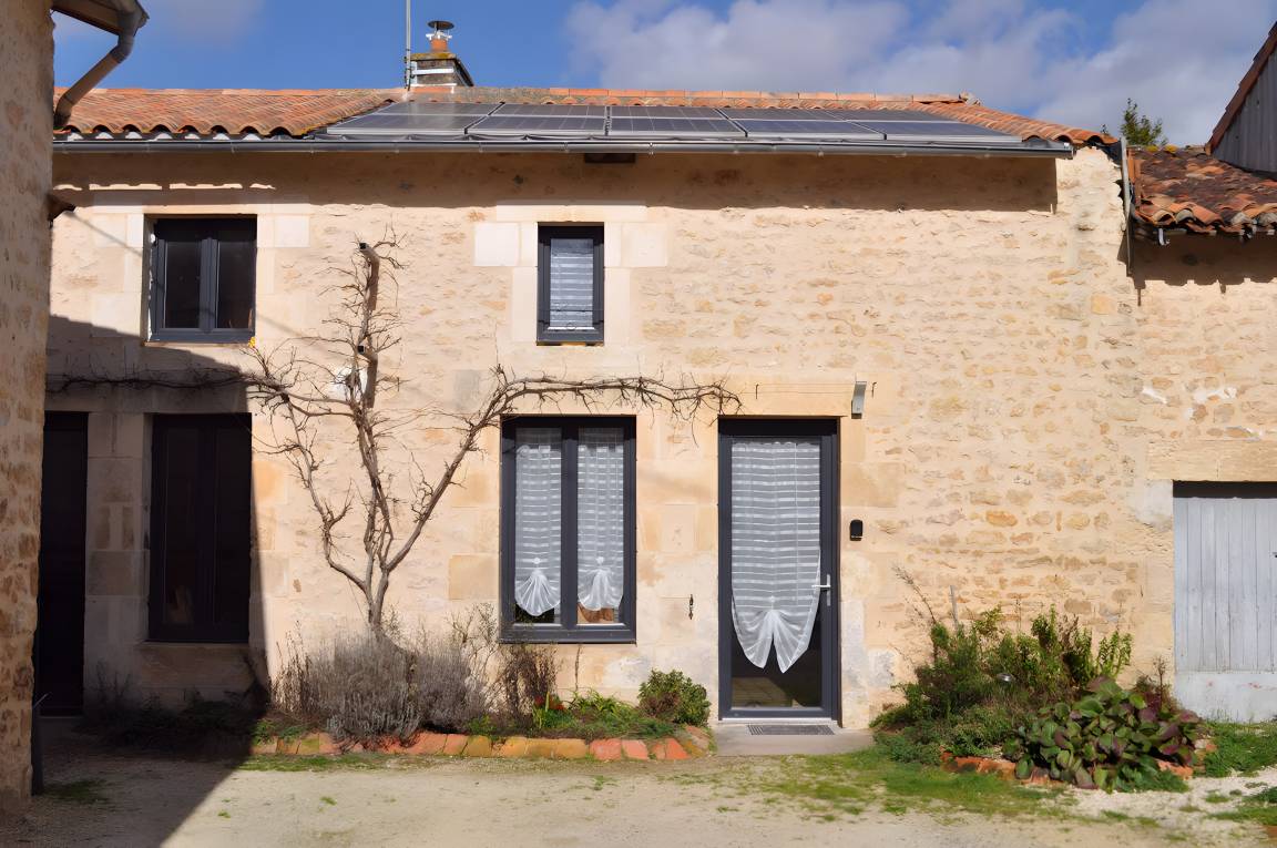 72 M² Maison De Vacances ∙ 2 Chambres ∙ 4 Personnes - Poitiers