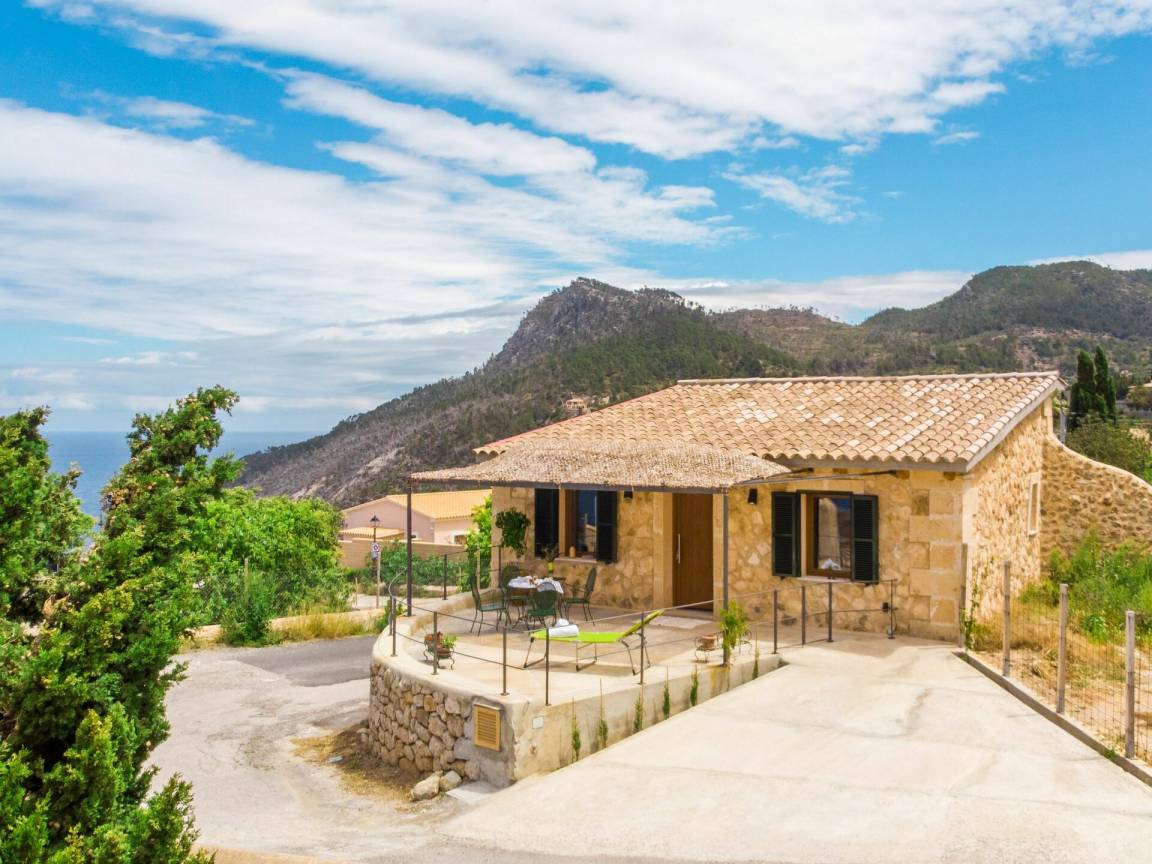 55 M² House ∙ 1 Bedroom ∙ 2 Guests - Banyalbufar