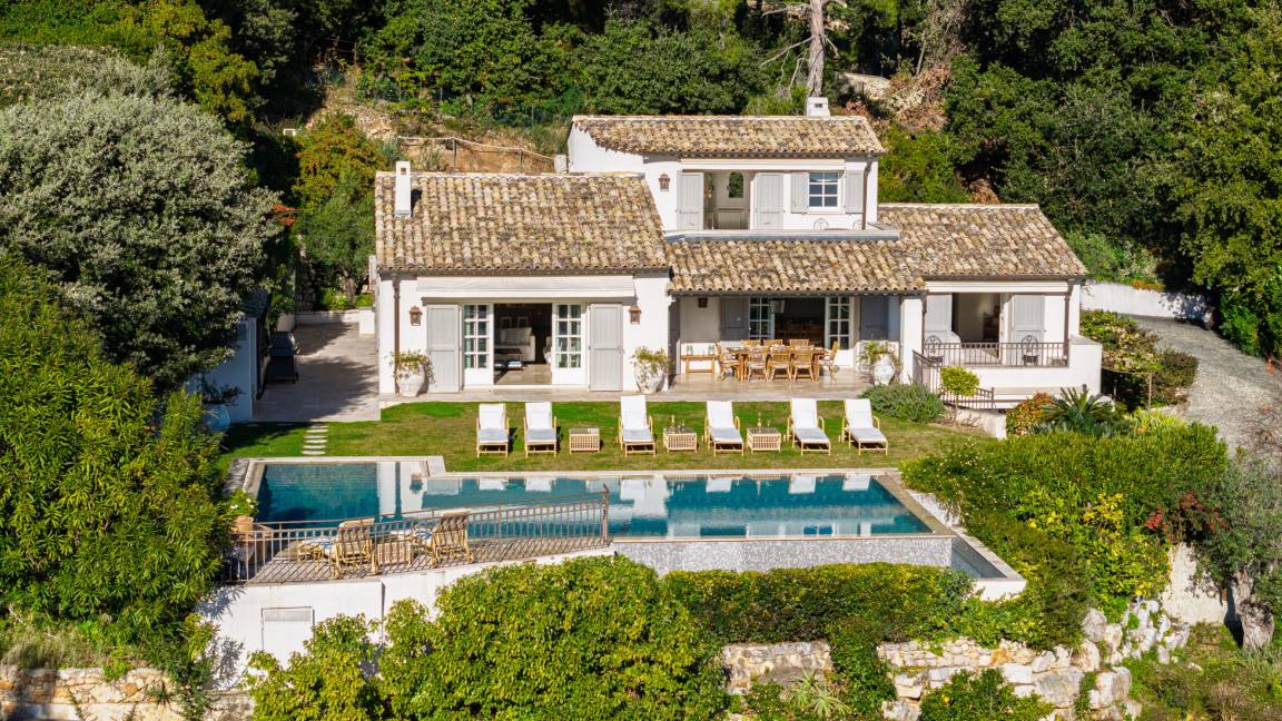 250 M² Villa ∙ 5 Schlafzimmer ∙ 10 Gäste - Nizza