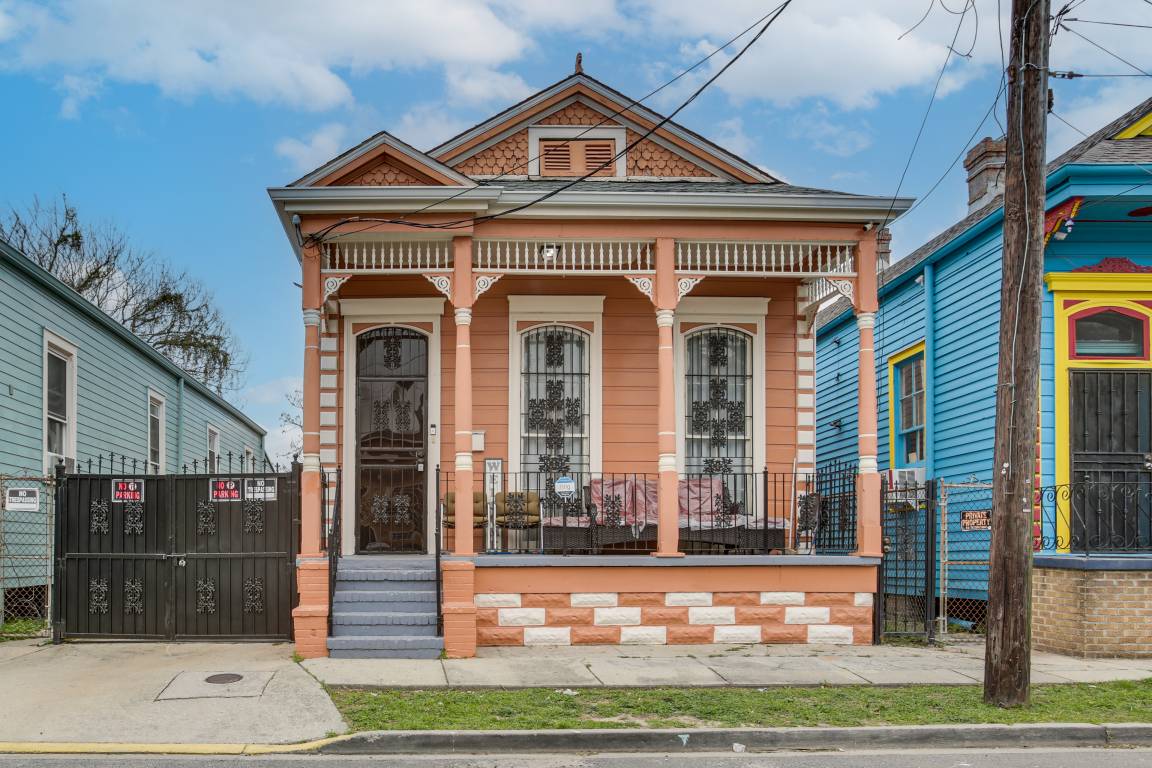 194 M² House ∙ 2 Bedrooms ∙ 4 Guests - New Orleans, LA
