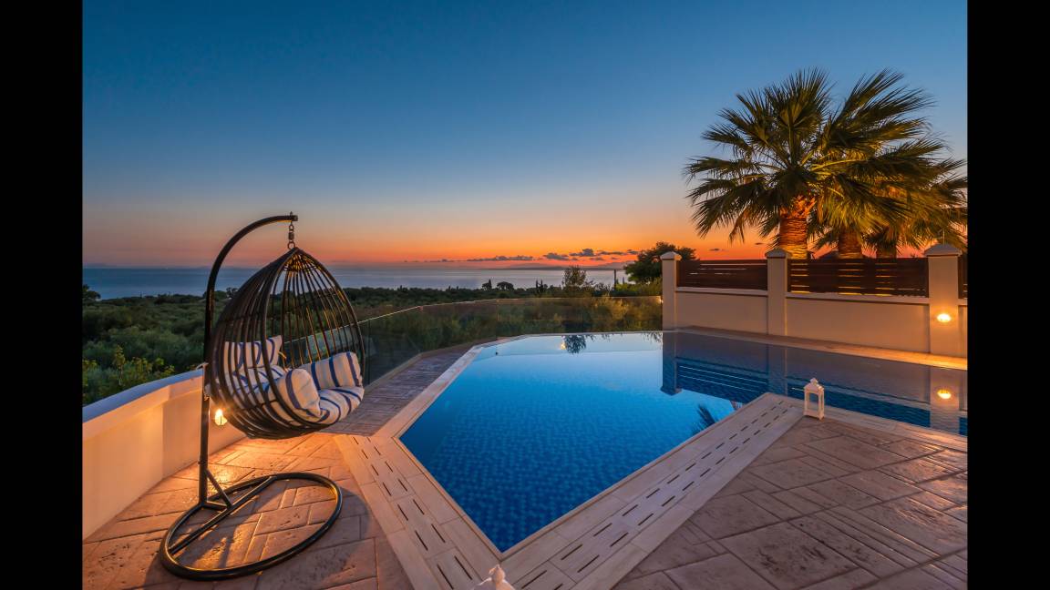450 M² Villa ∙ 7 Bedrooms ∙ 14 Guests - Zakinthos