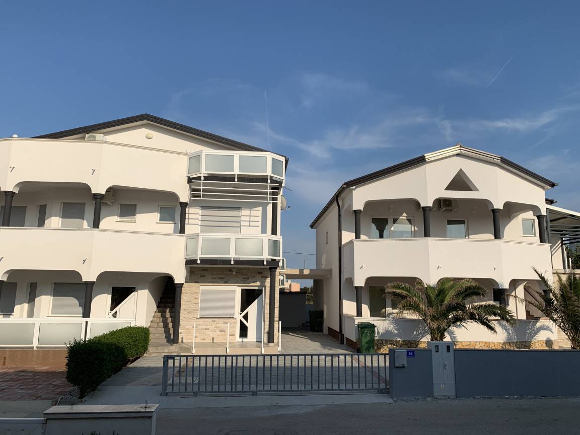 47 M² Apartment ∙ 1 Bedroom ∙ 4 Guests - Vir