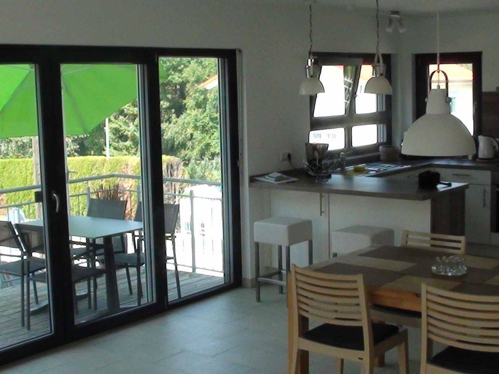 80 M² Ferienhaus ∙ 2 Schlafzimmer ∙ 2 Gäste - Wörthsee