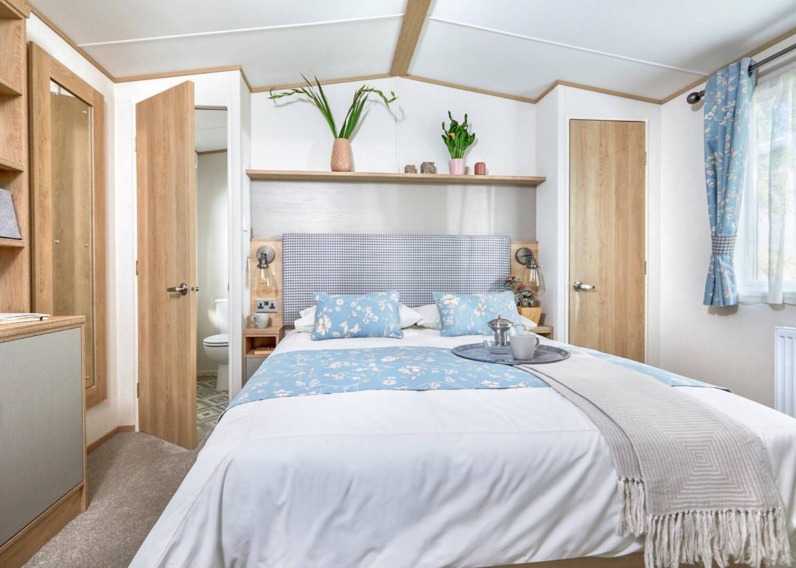 Caravan ∙ 2 Bedrooms ∙ 4 Guests - Yorkshire