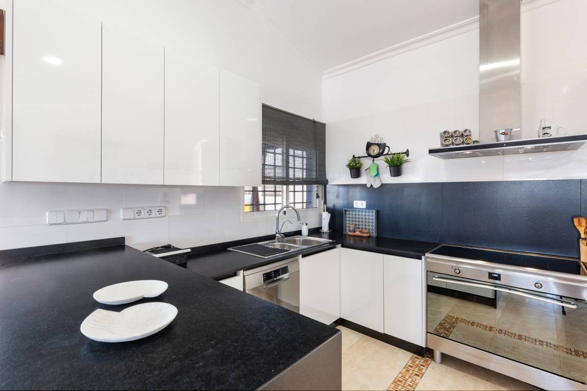 160 M² Villa ∙ 4 Slaapkamers ∙ 10 Gasten - La Manga del Mar Menor