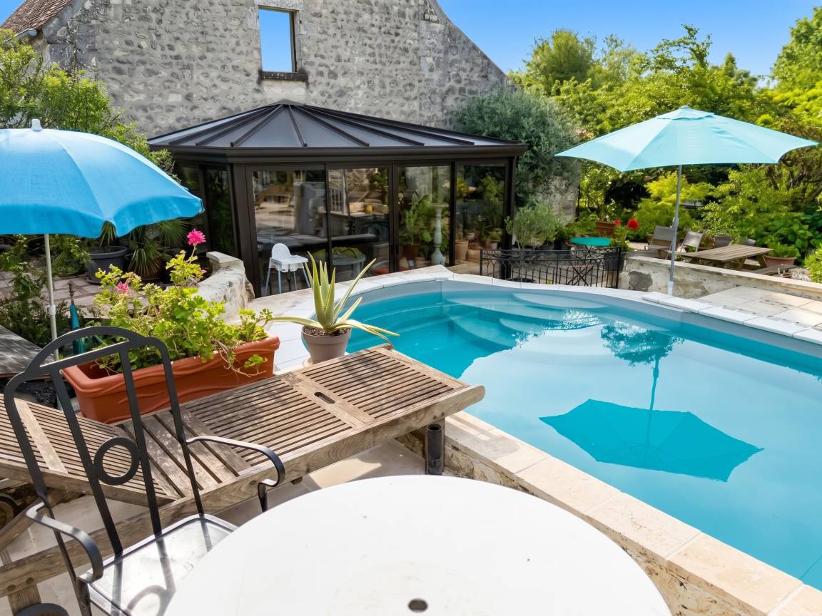 70 M² House ∙ 1 Bedroom ∙ 4 Guests - Langeais