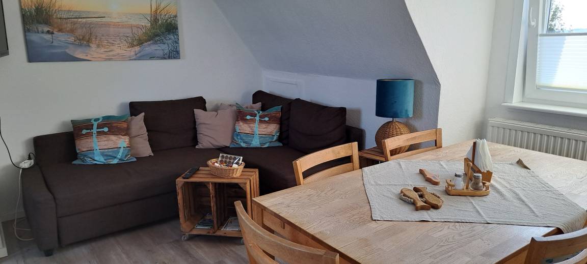 65 M² Ferienwohnung ∙ 2 Schlafzimmer ∙ 4 Gäste - Pellworm