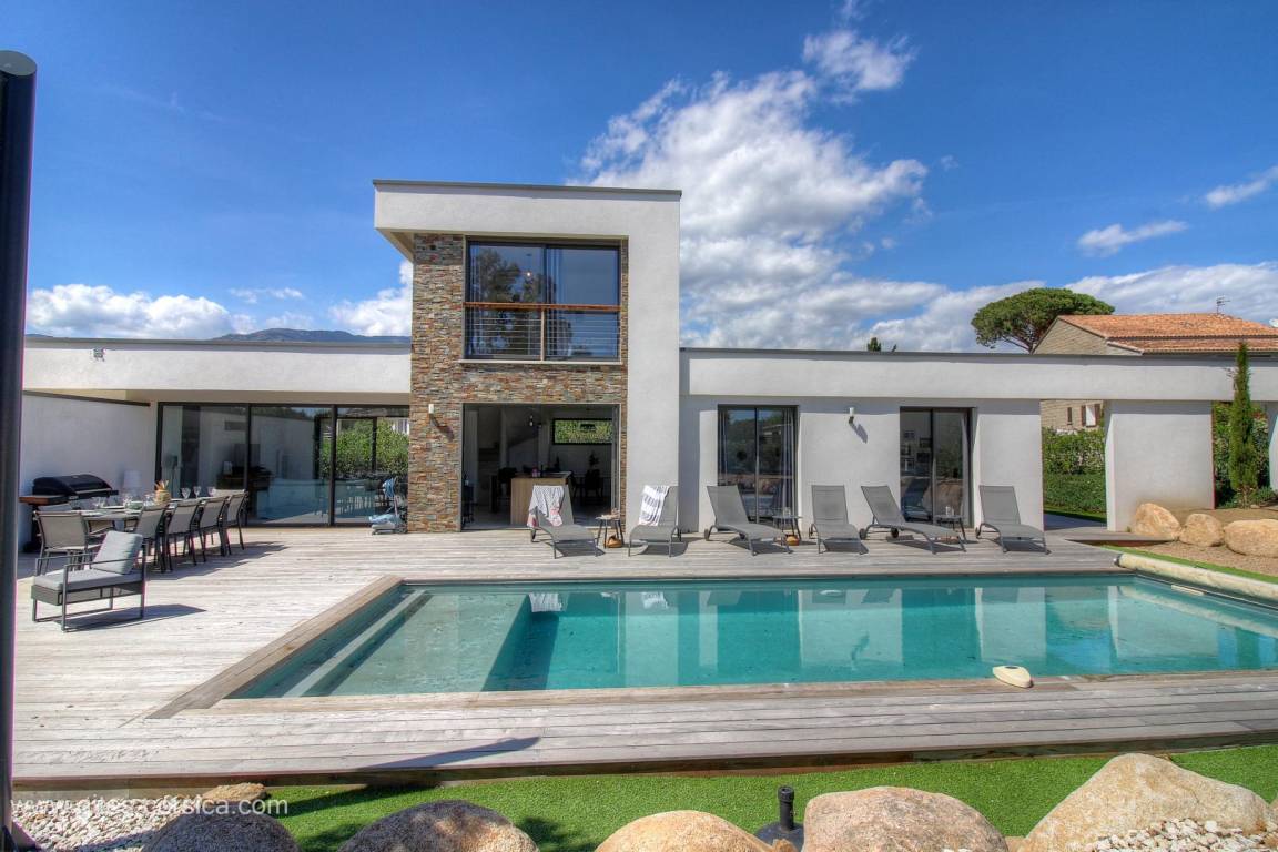 140 M² Gîte ∙ 4 Chambres ∙ 9 Personnes - Plage de Palombaggia