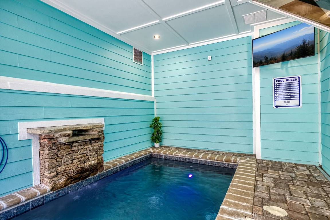 Cabin ∙ 2 Bedrooms ∙ 8 Guests - Pigeon Forge, TN