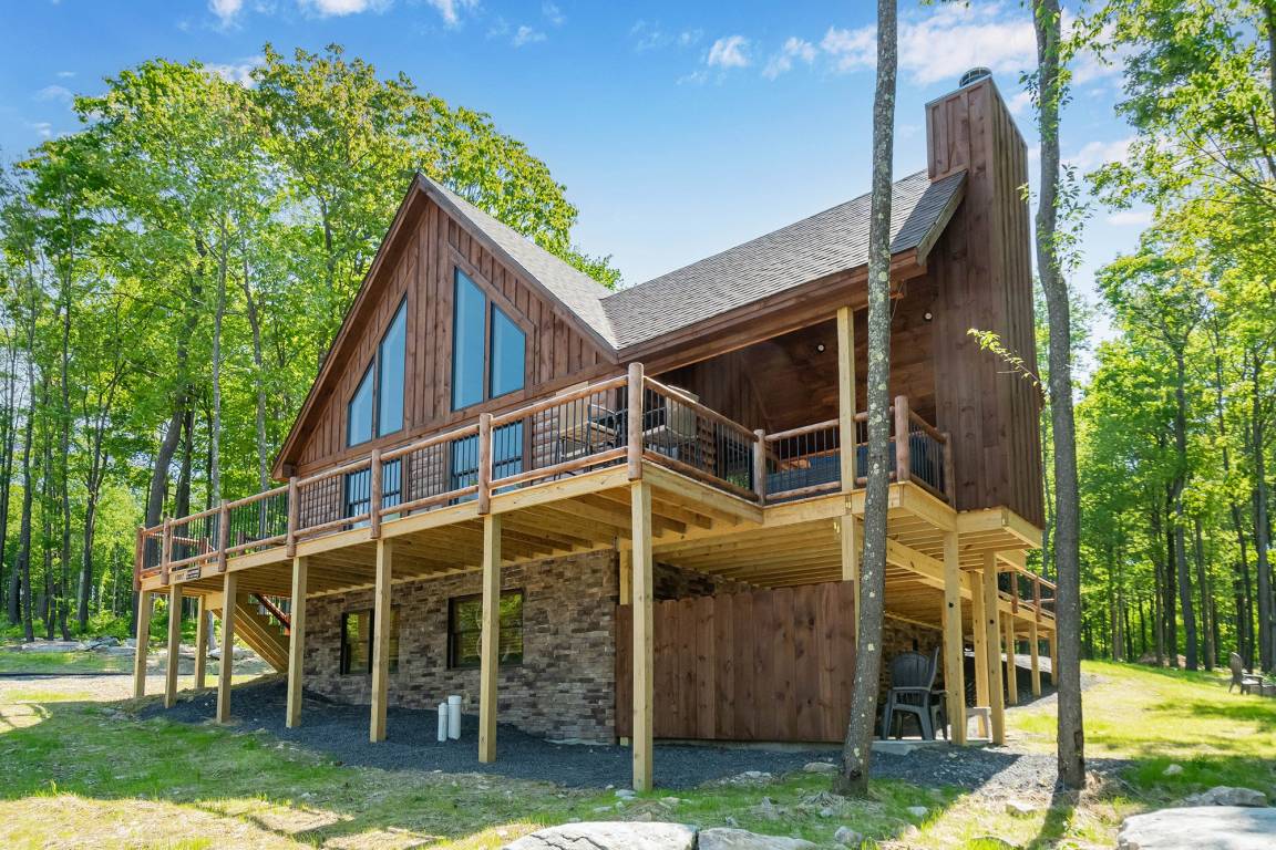 323 M² House ∙ 5 Bedrooms ∙ 14 Guests - Deep Creek Lake, MD