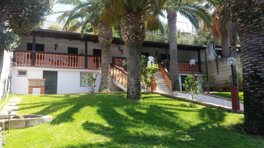 60 M² Villa ∙ 2 Bedrooms ∙ 5 Guests - Calabria