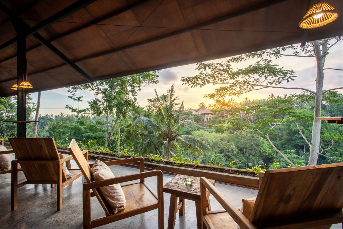 150 M² Apartment ∙ 2 Bedrooms ∙ 4 Guests - Ubud