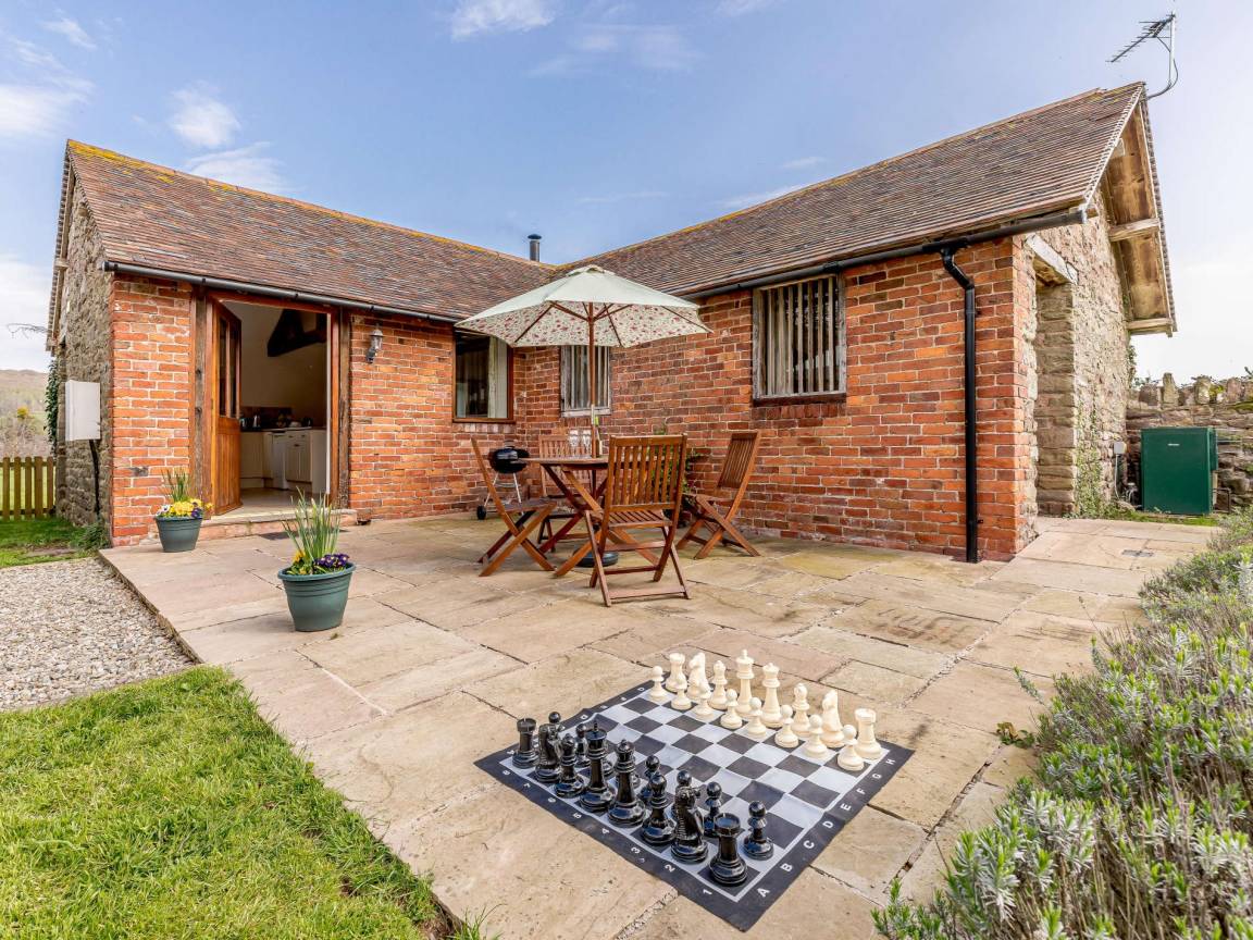 Cottage ∙ 2 Bedrooms ∙ 4 Guests - Hereford