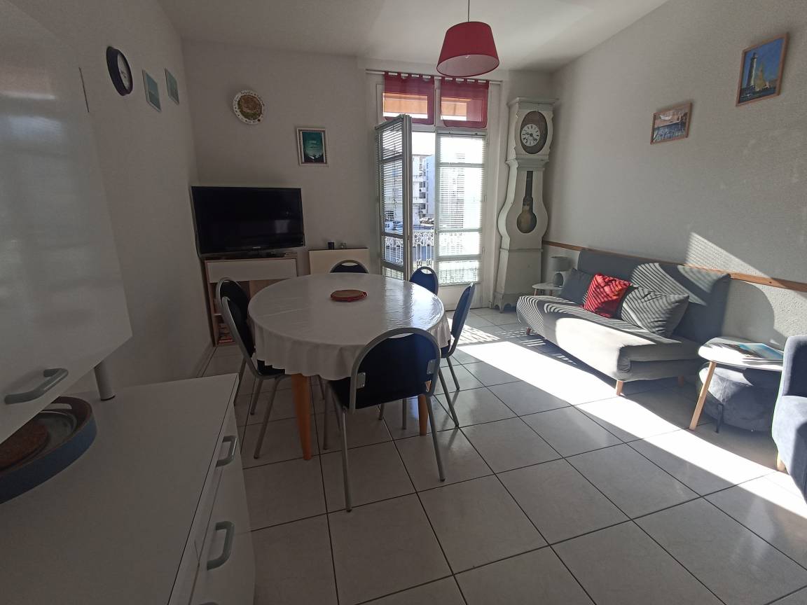 65 M² House ∙ 3 Bedrooms ∙ 6 Guests - Sète