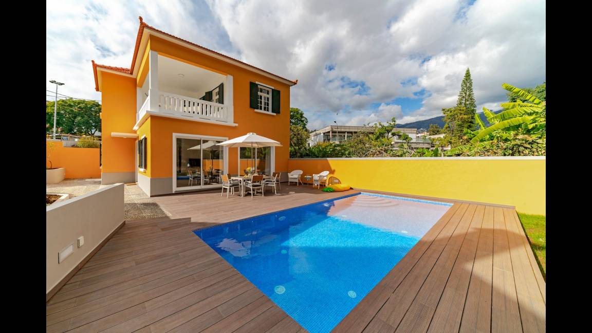 250 M² House ∙ 4 Bedrooms ∙ 8 Guests - Funchal