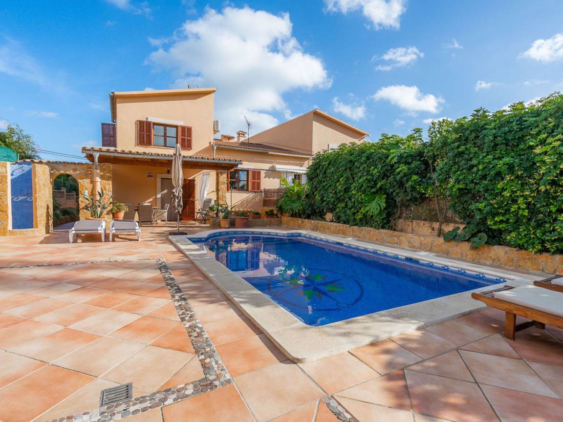 250 M² Talo ∙ 1 Makuuhuone ∙ 6 Vierasta - Palma