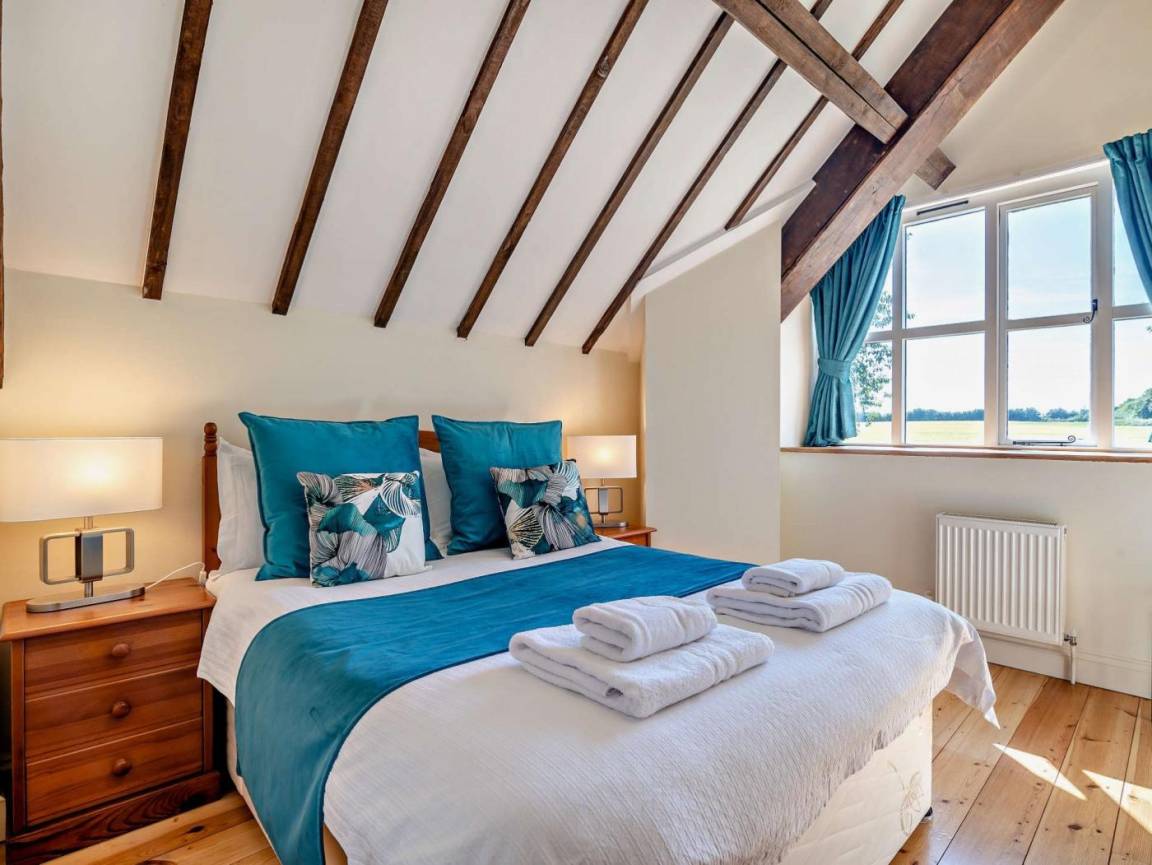 Cottage ∙ 2 Bedrooms ∙ 4 Guests - Chesil Beach