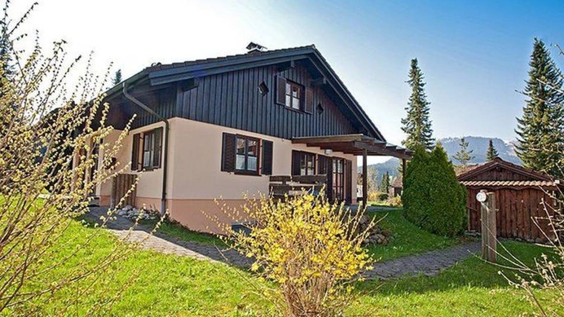 95 M² Ferienhaus ∙ 3 Schlafzimmer ∙ 7 Gäste - Marktoberdorf