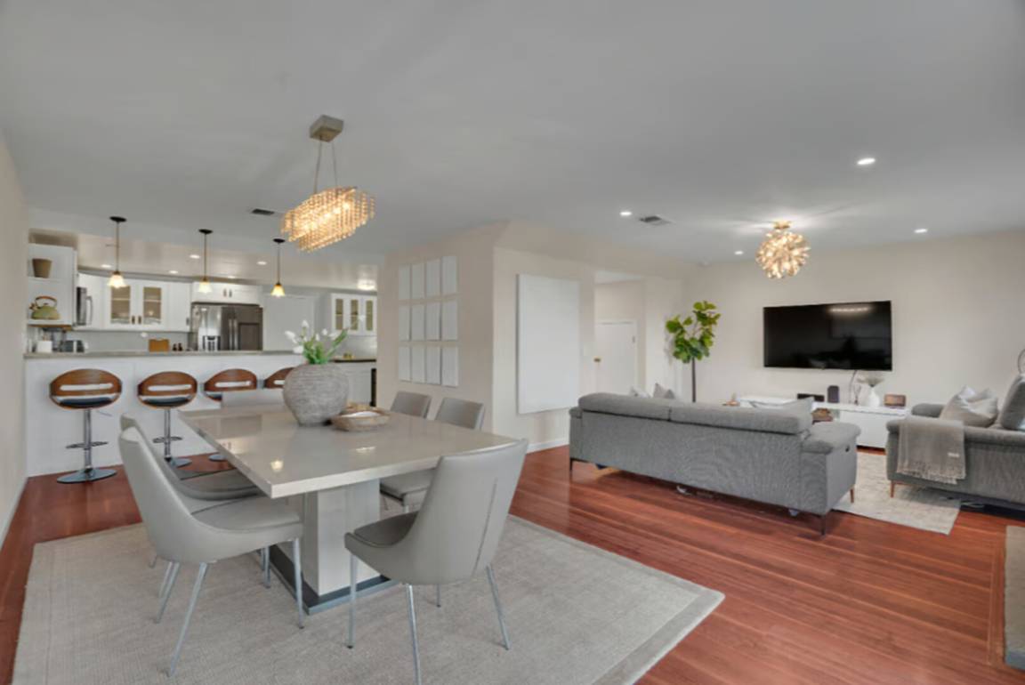 152 M² House ∙ 3 Bedrooms ∙ 6 Guests - Oakland, CA