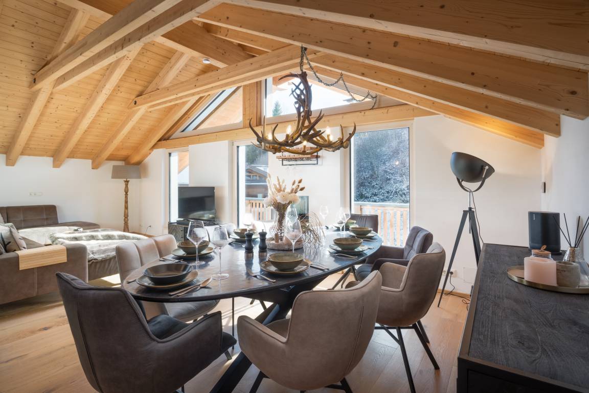 140 M² Ferienhaus ∙ 4 Schlafzimmer ∙ 8 Gäste - Kirchberg in Tirol
