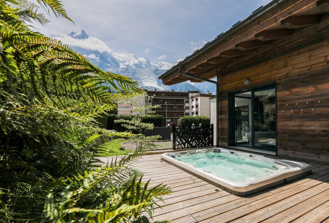 200 M² Chalet ∙ 4 Slaapkamers ∙ 8 Gasten - Chamonix