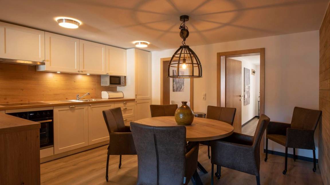 85 M² Apartment ∙ 3 Bedrooms ∙ 6 Guests - Schruns