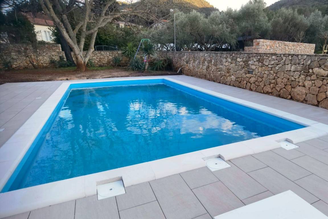 65 M² Appartement ∙ 2 Slaapkamers ∙ 5 Gasten - Hvar
