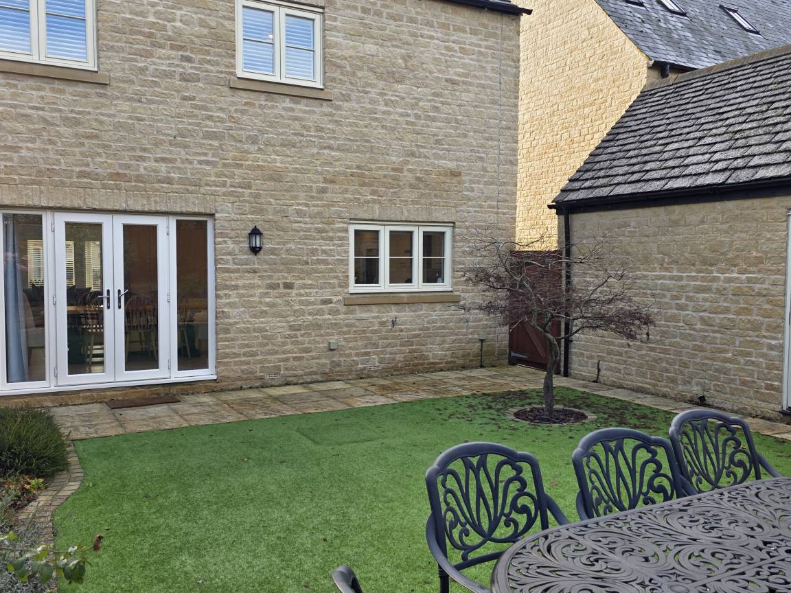 Cottage ∙ 4 Bedrooms ∙ 6 Guests - Gloucestershire