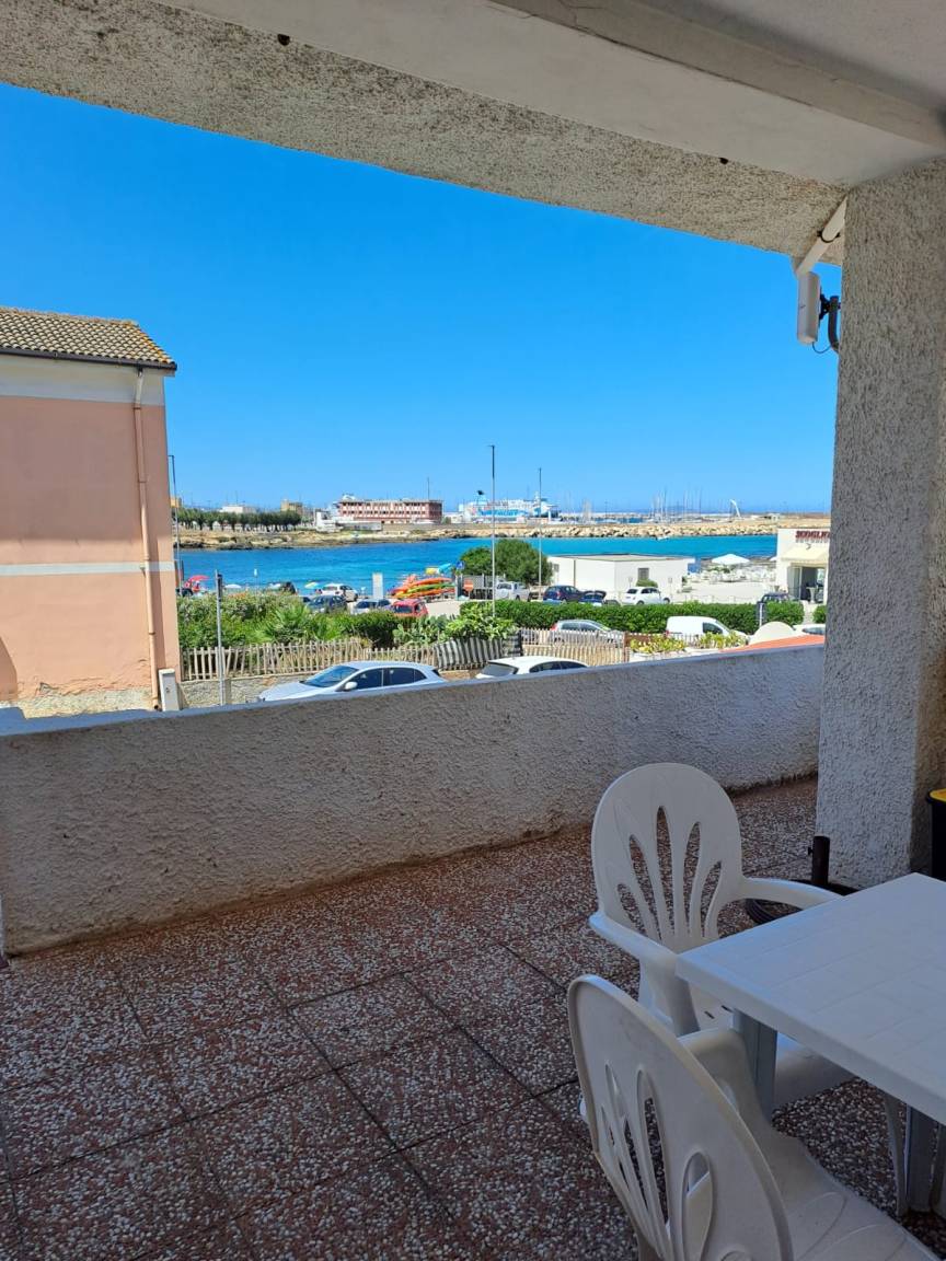 Apartment ∙ 2 Bedrooms ∙ 4 Guests - Porto Torres
