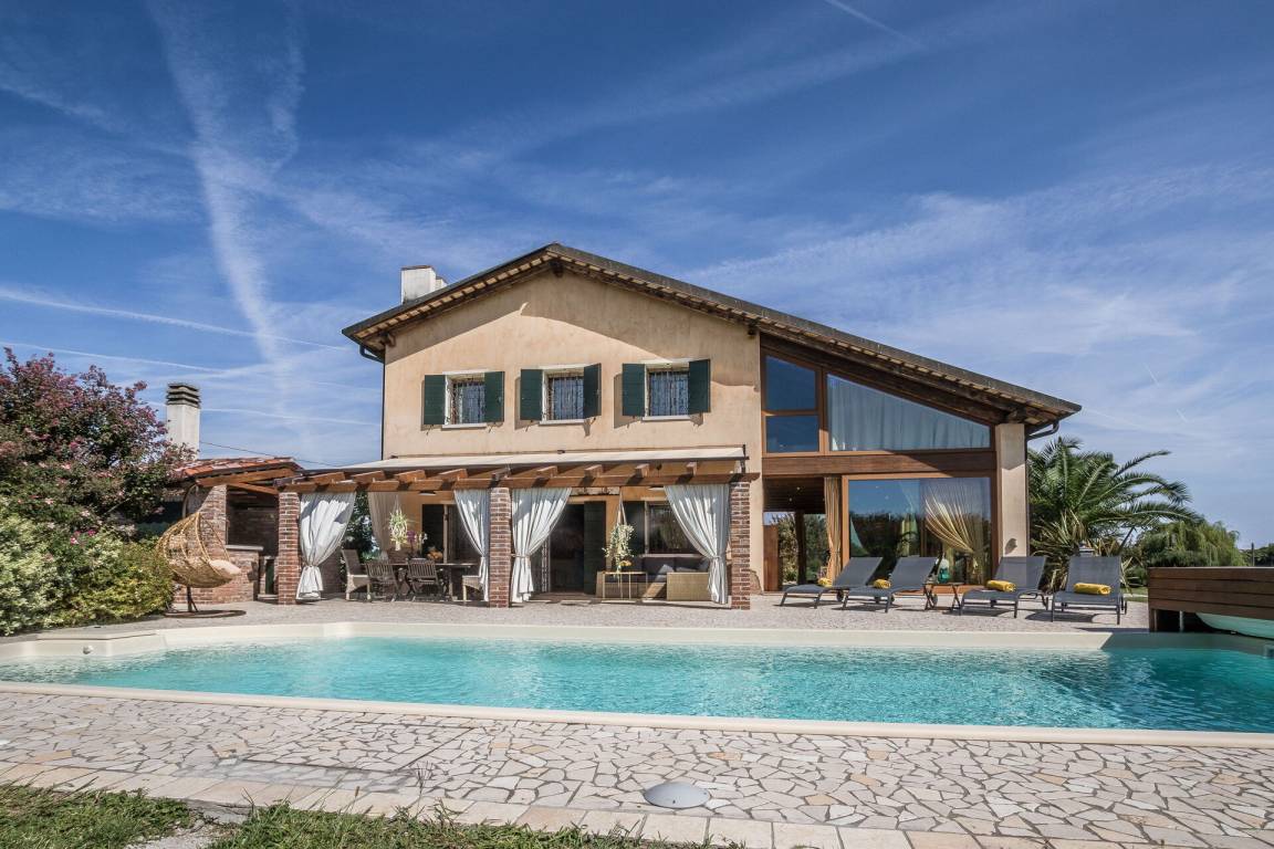 400 M² Villa ∙ 6 Chambres ∙ 12 Personnes - Lido de Jesolo
