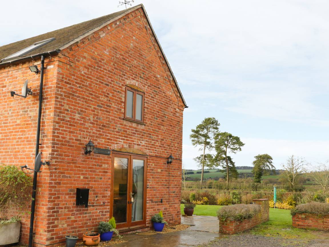 Cottage ∙ 2 Bedrooms ∙ 4 Guests - Much Wenlock