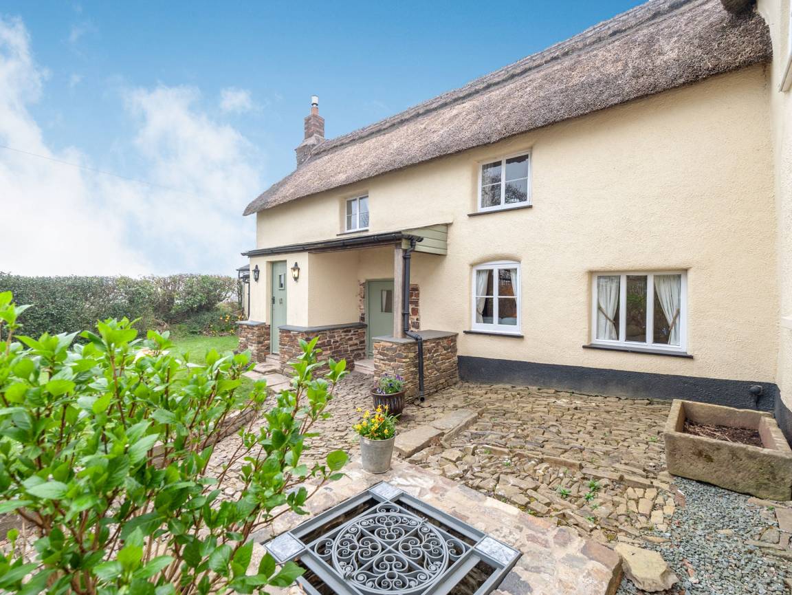 Cottage ∙ 2 Bedrooms ∙ 4 Guests - Barnstaple