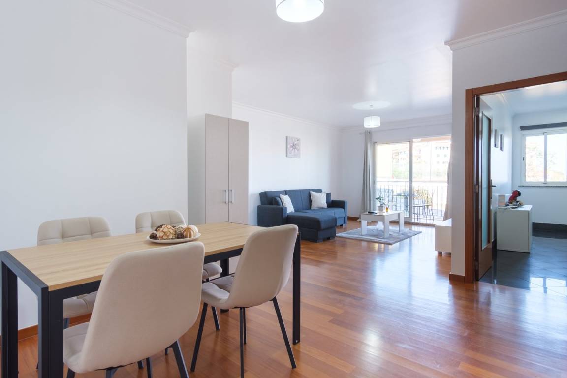 85 M² Ferienwohnung ∙ 2 Schlafzimmer ∙ 4 Gäste - Caniço