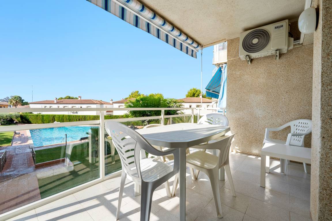 65 M² Apartamento ∙ 2 Habitaciones ∙ 4 Huéspedes - Miami Playa
