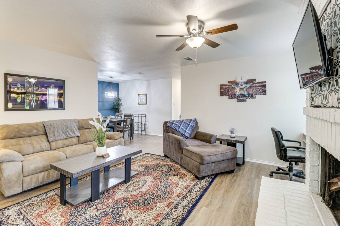 102 M² Apartment ∙ 3 Bedrooms ∙ 6 Guests - Arlington, TX