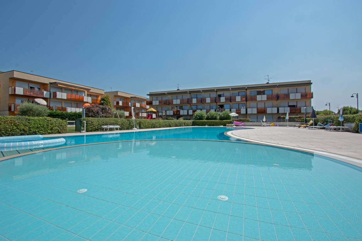 75 M² Apartment ∙ 2 Bedrooms ∙ 5 Guests - Sirmione