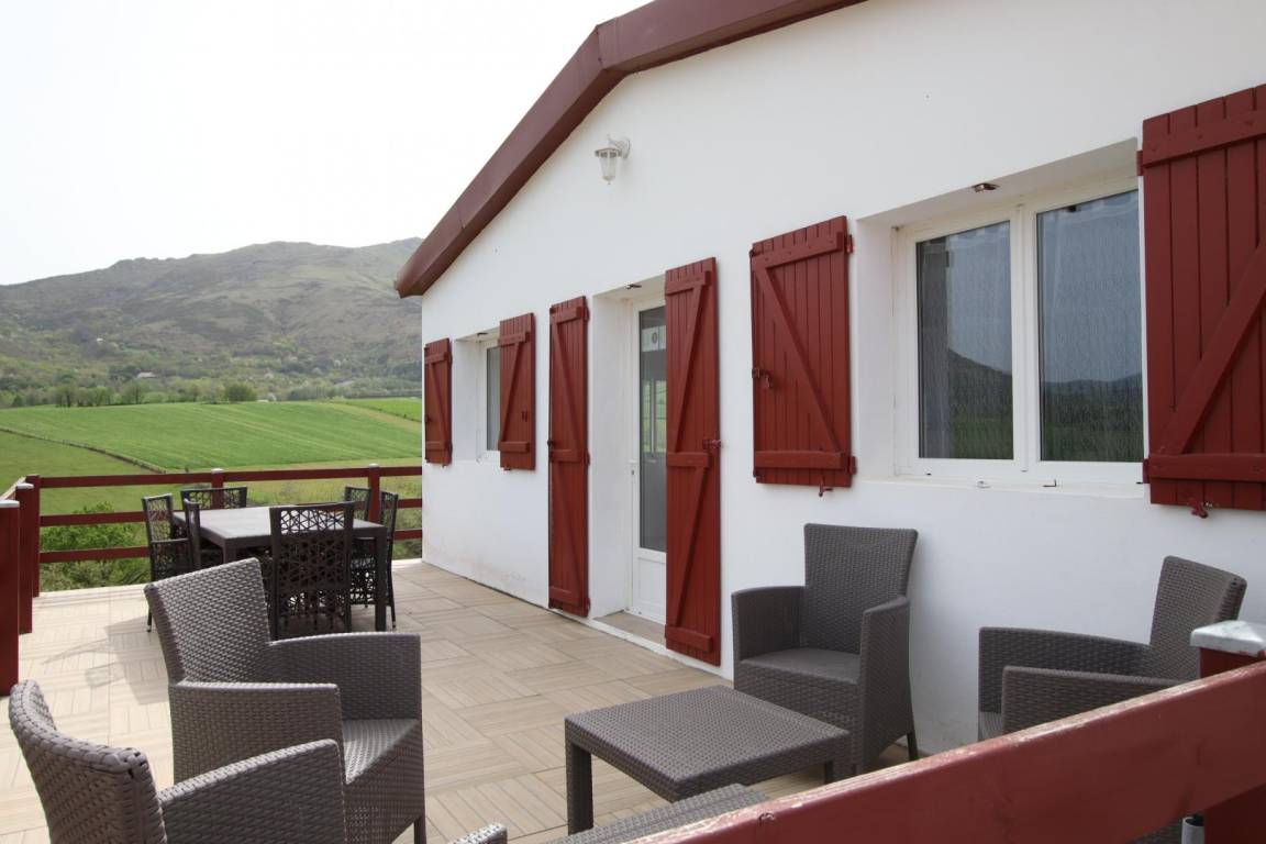 95 M² Gîte ∙ 3 Chambres ∙ 6 Personnes - Sare