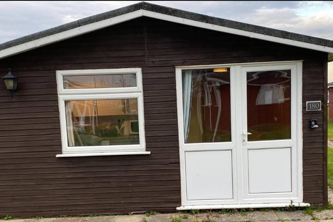 40 M² Cabin ∙ 1 Bedroom ∙ 4 Guests - Constantine Bay