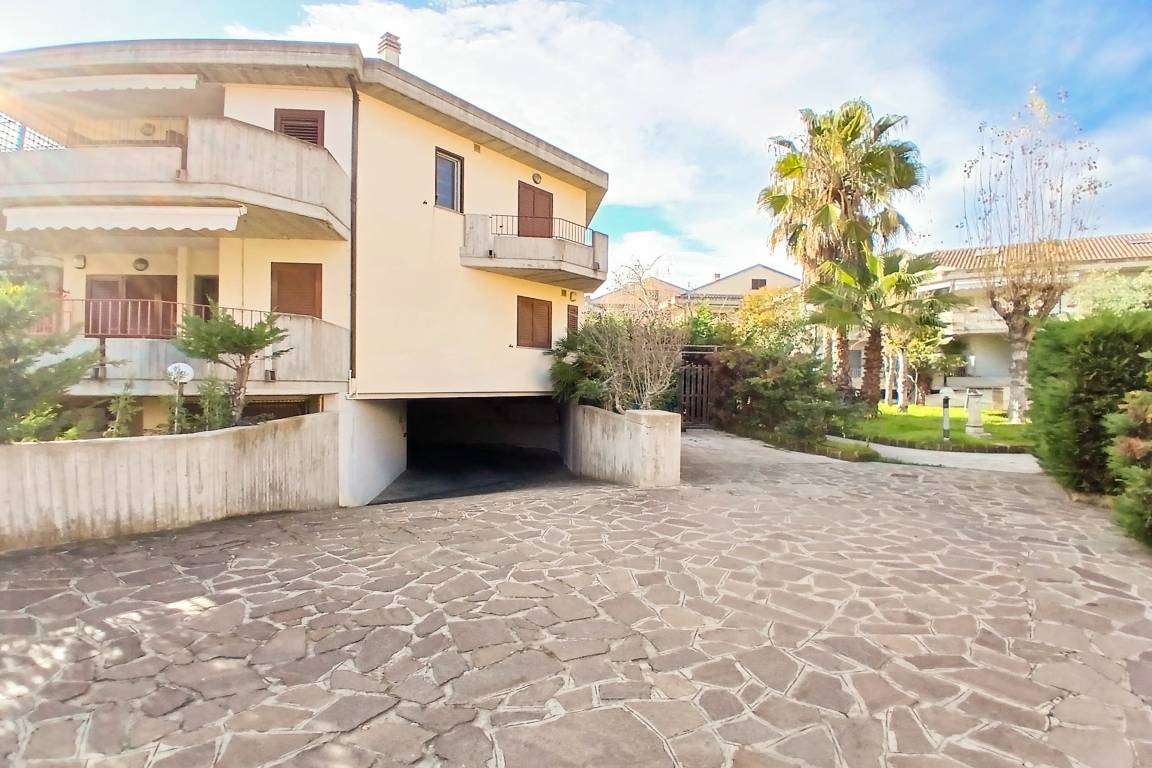 Apartamento ∙ 1 Habitación ∙ 4 Huéspedes - San Salvo