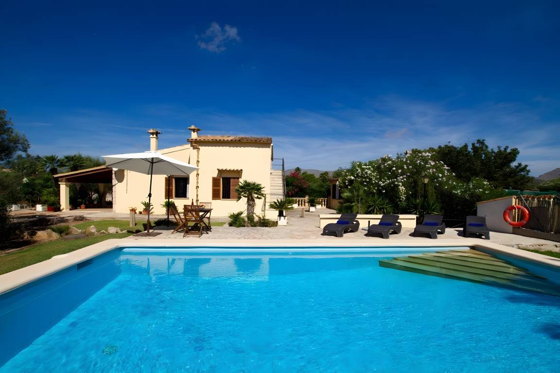 102 M² Villa ∙ 2 Bedrooms ∙ 4 Guests - Port de Pollença