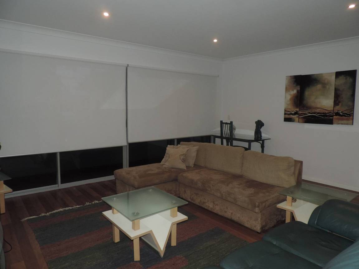 200 M² Apartment ∙ 2 Bedrooms ∙ 4 Guests - Oxley