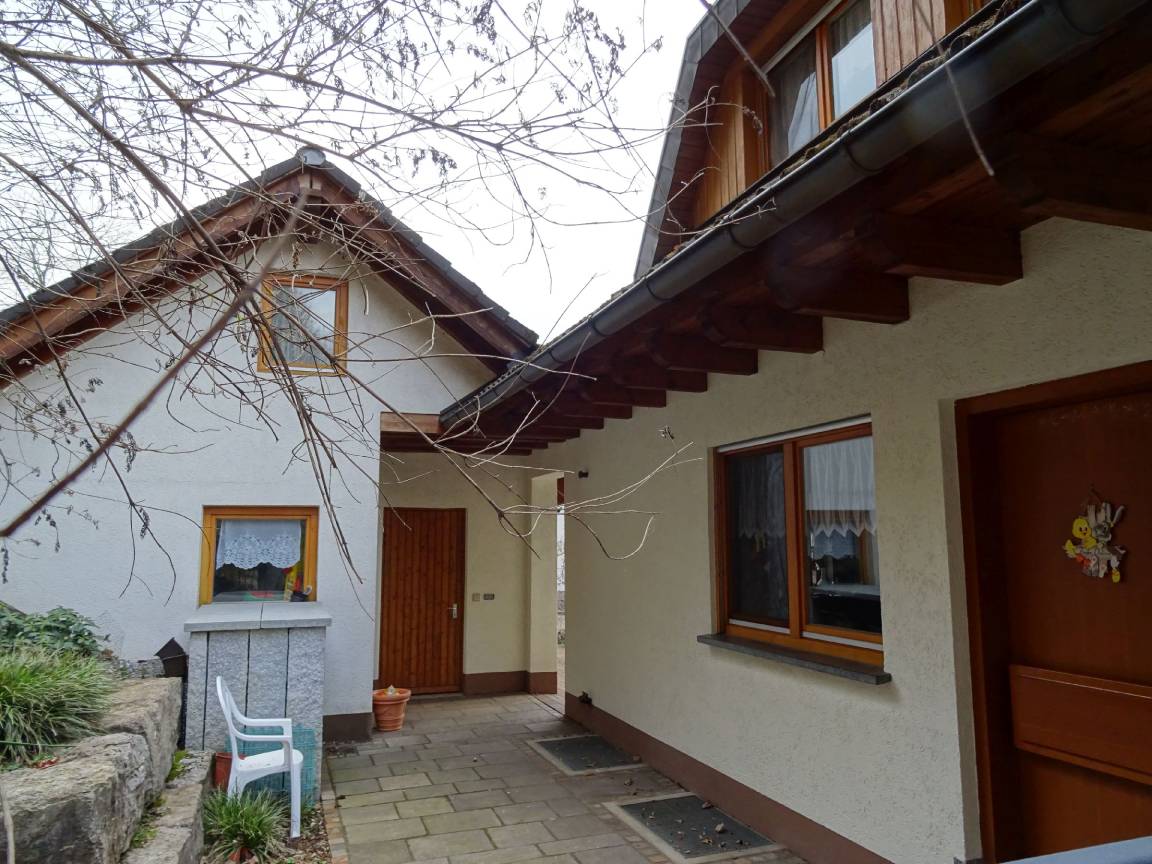 75 M² Ferienwohnung ∙ 1 Schlafzimmer ∙ 2 Gäste - Hausach